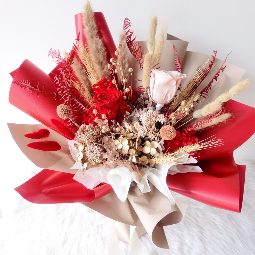 Eloise – Dried Flower Bouquet | FleurCebu